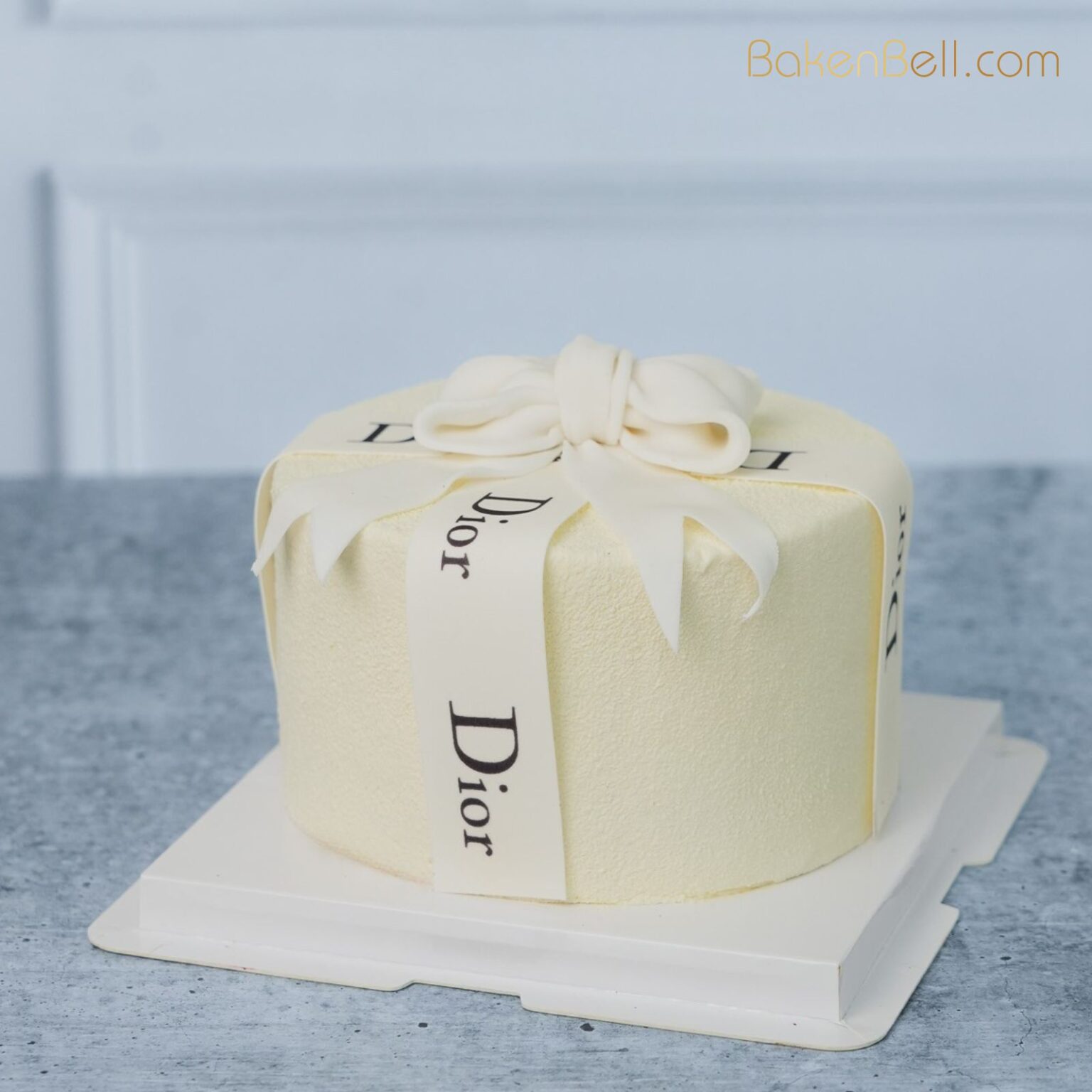 Dior Cake - Small - Bake & Bell